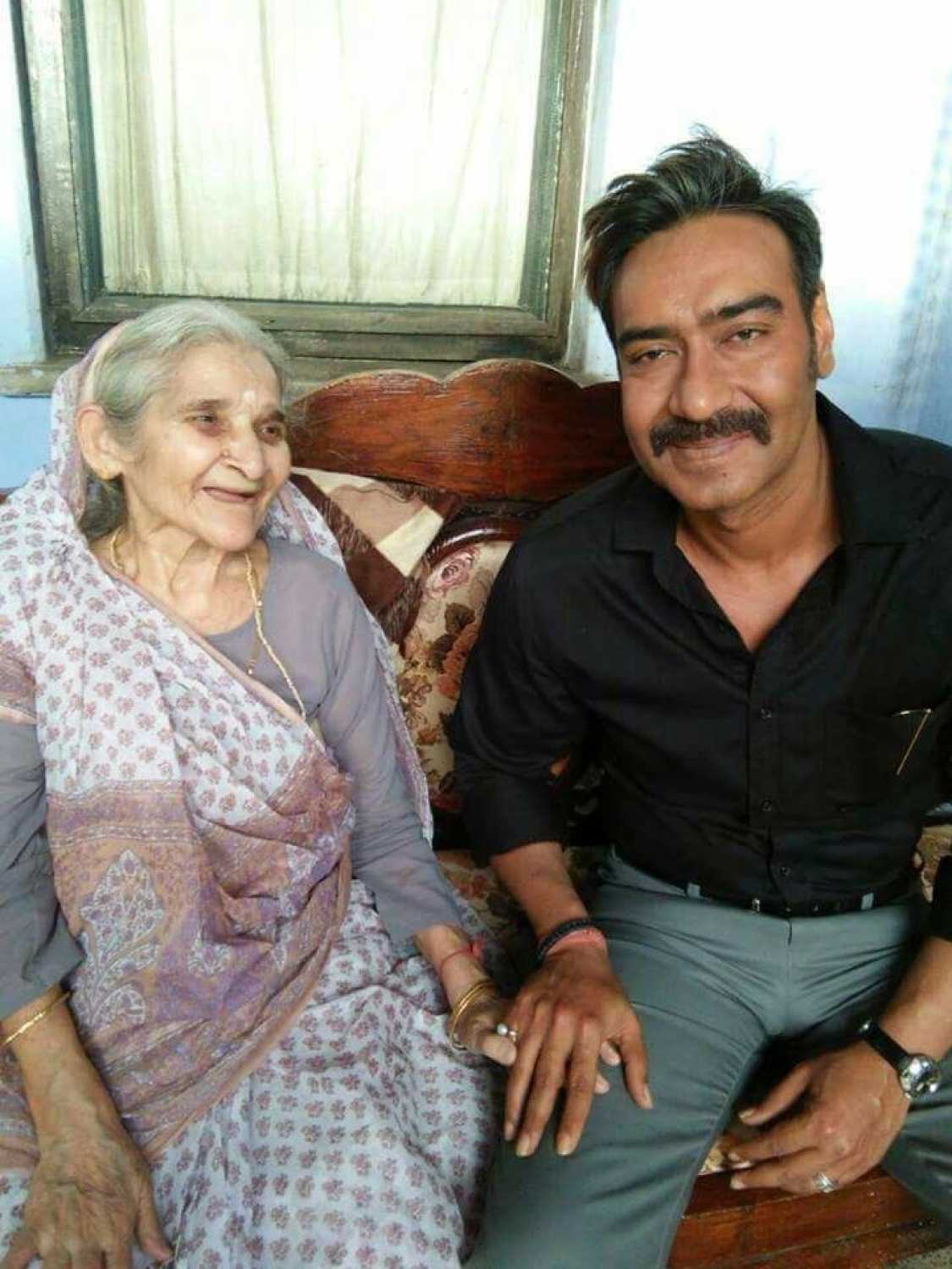 Pushpa Joshi movies, filmography, biography and songs - Cinestaan.com